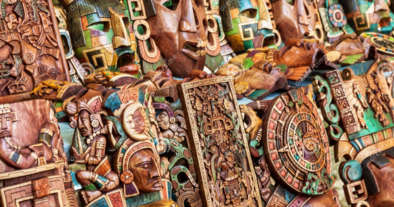 Tallado de Madera en la Cultura Maya